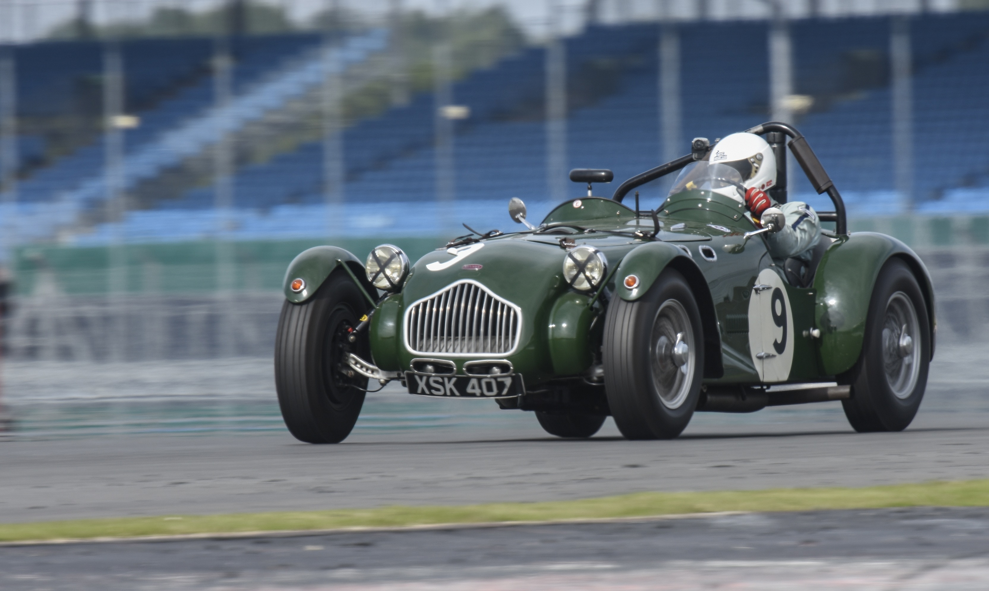 GALLERY: Bentley Drivers Club: Silverstone - Auto Addicts