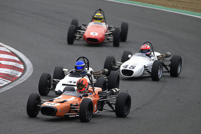 Great racing from Brands Hatch Historic FF1600 racers - Auto Addicts