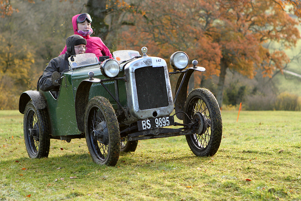 Price goes clear to triumph at the VSCC Cotswold Trial - Auto Addicts