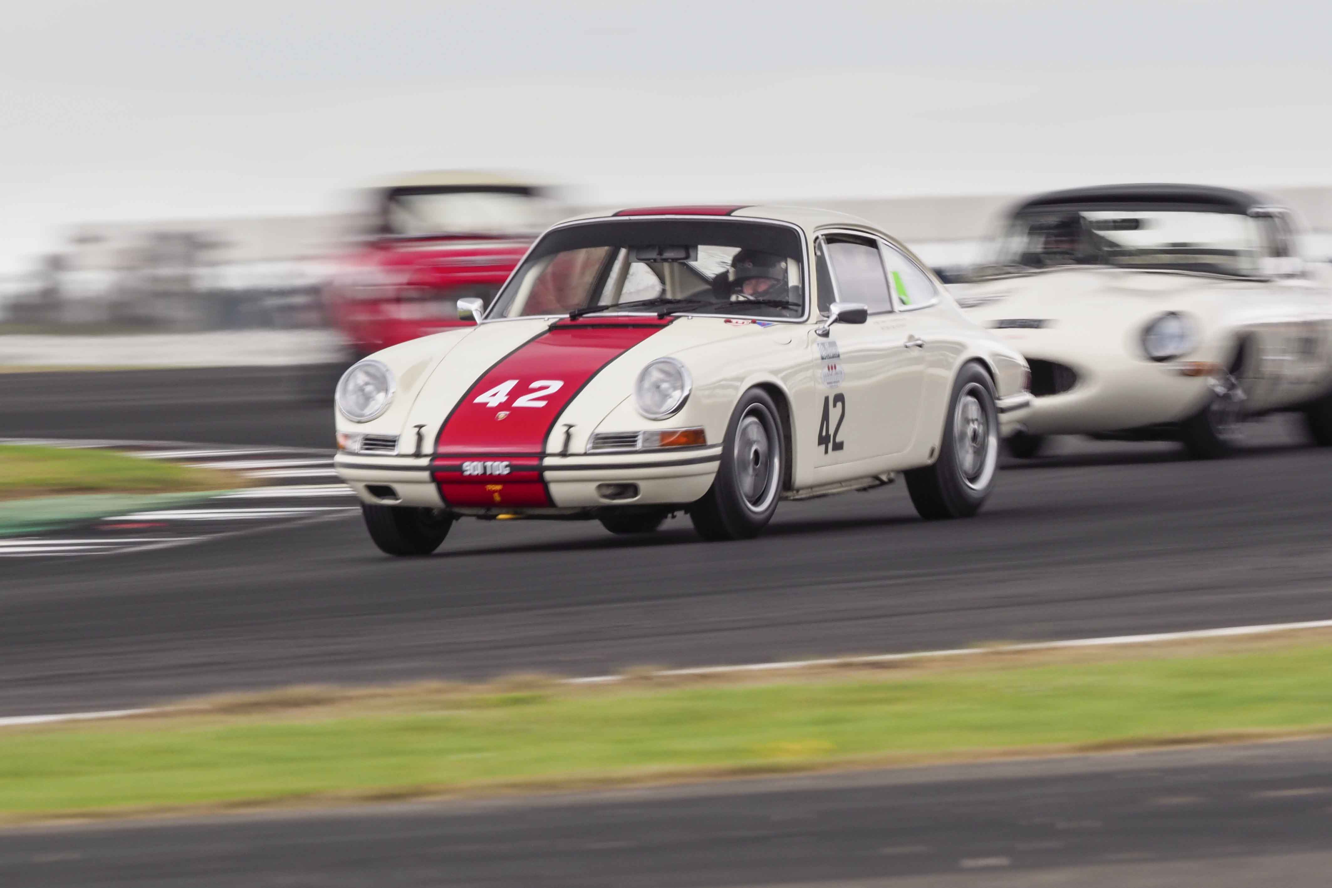 GT and Sports Car Cup at Silverstone International Trophy - Auto Addicts